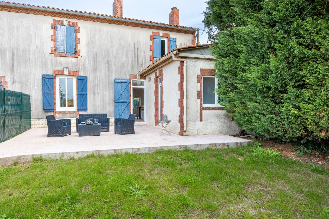 75 M² Maison De Vacances ∙ 2 Chambres ∙ 4 Personnes - Fontenay-le-Comte