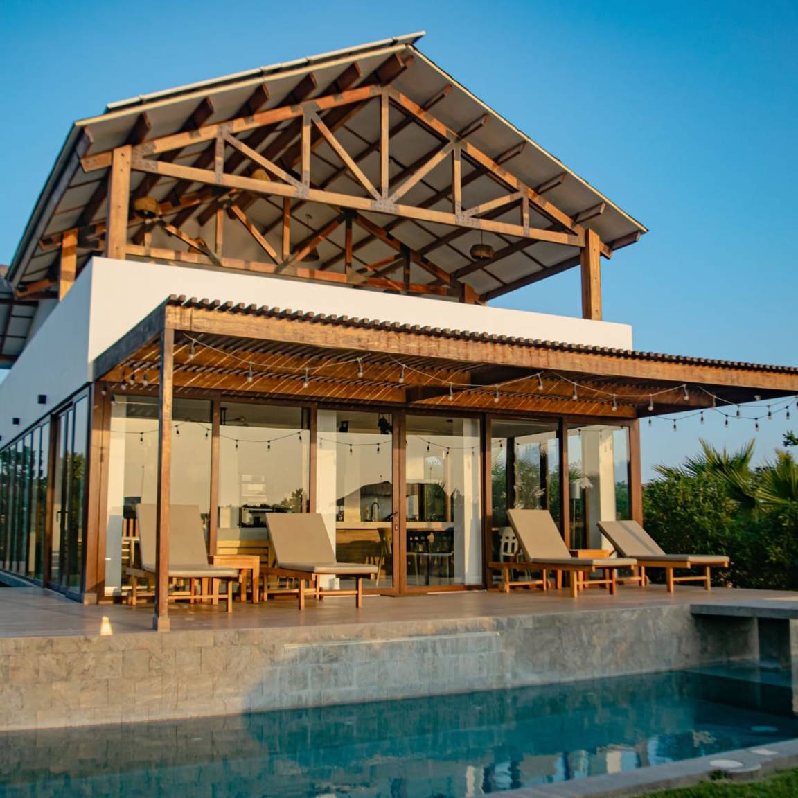 Villa ∙ 6 Habitaciones ∙ 14 Huéspedes - San Clemente