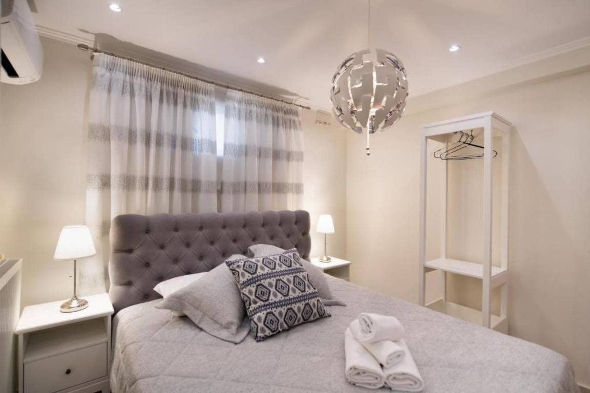100 M² Huis ∙ 2 Slaapkamers ∙ 4 Gasten - Lefkada