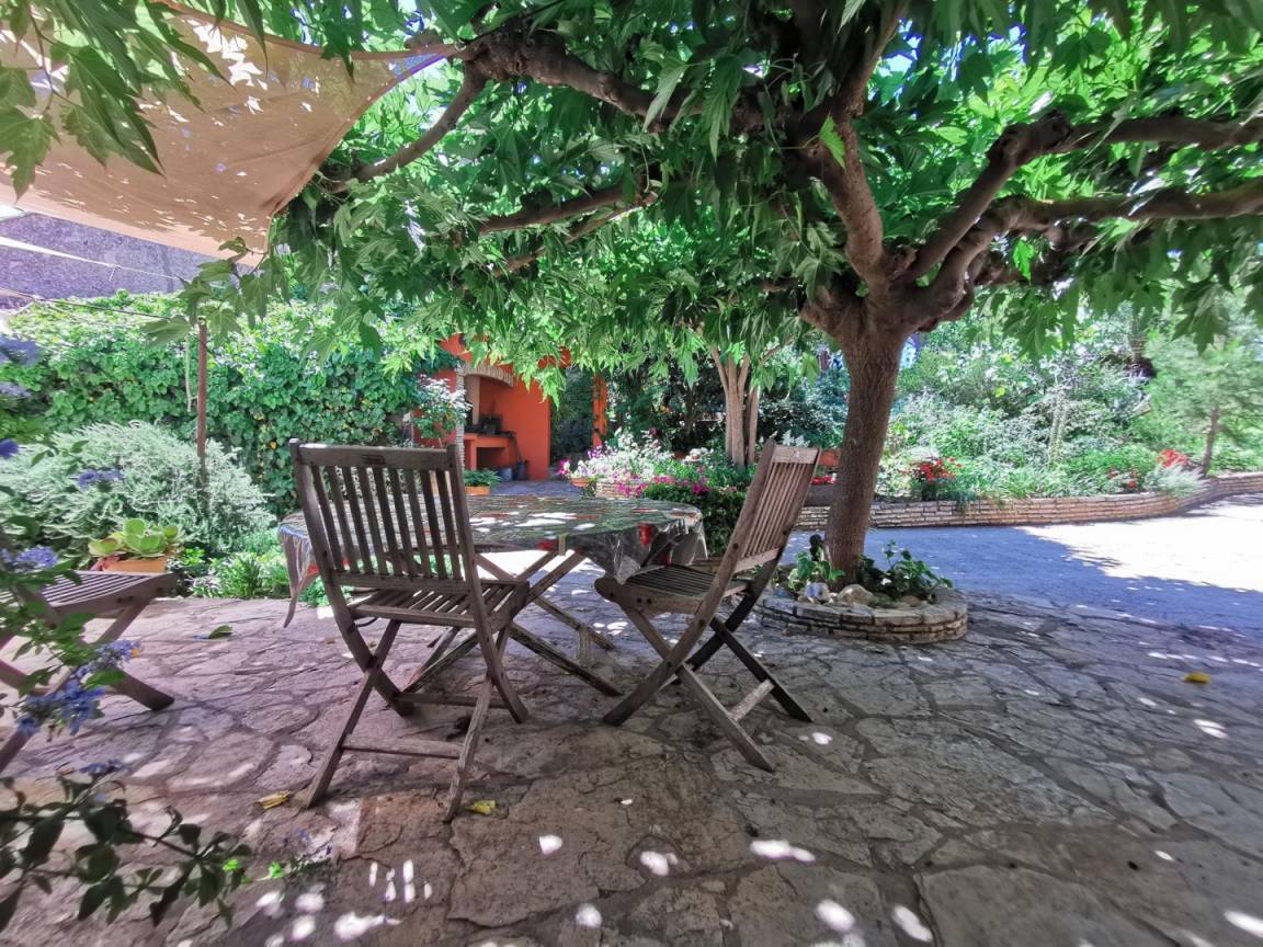 75 M² Gîte ∙ 2 Chambres ∙ 4 Personnes - Vias