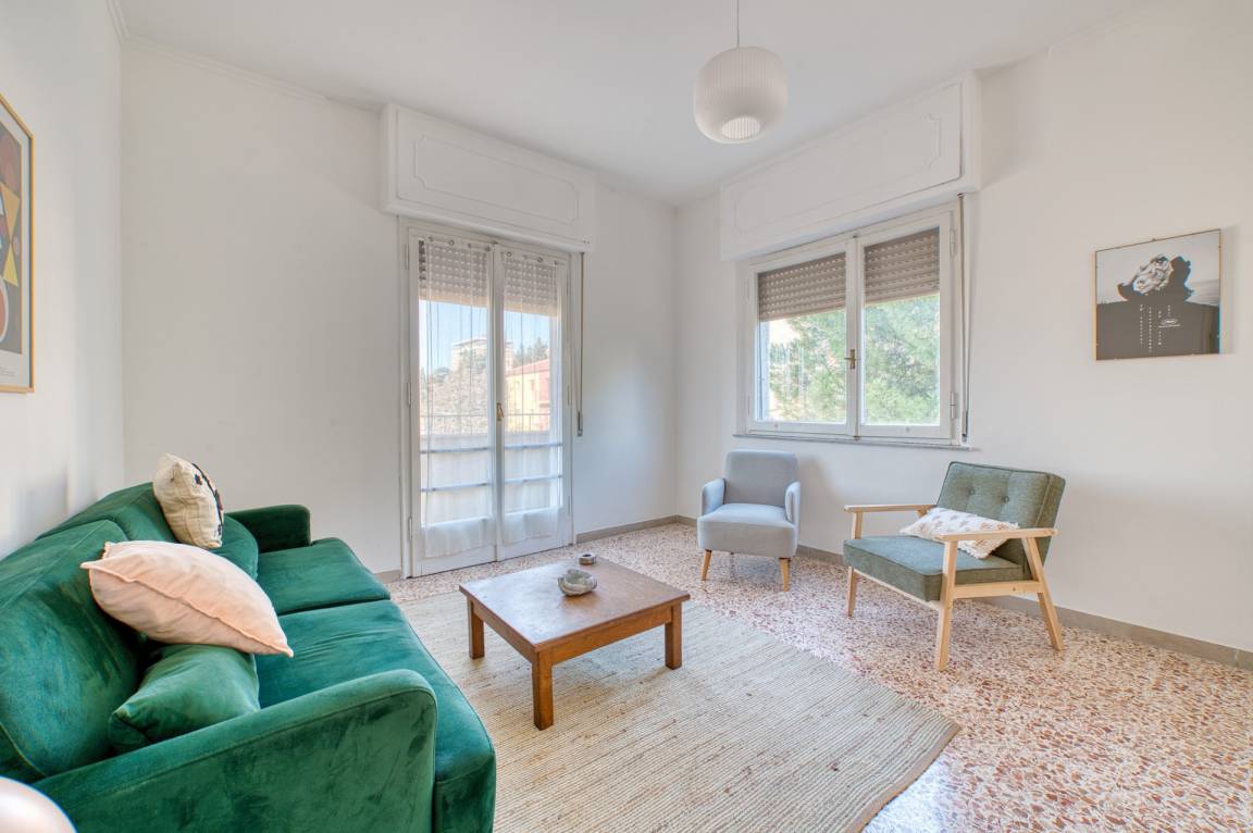 77 M² Appartement ∙ 2 Chambres ∙ 4 Personnes - Pérouse