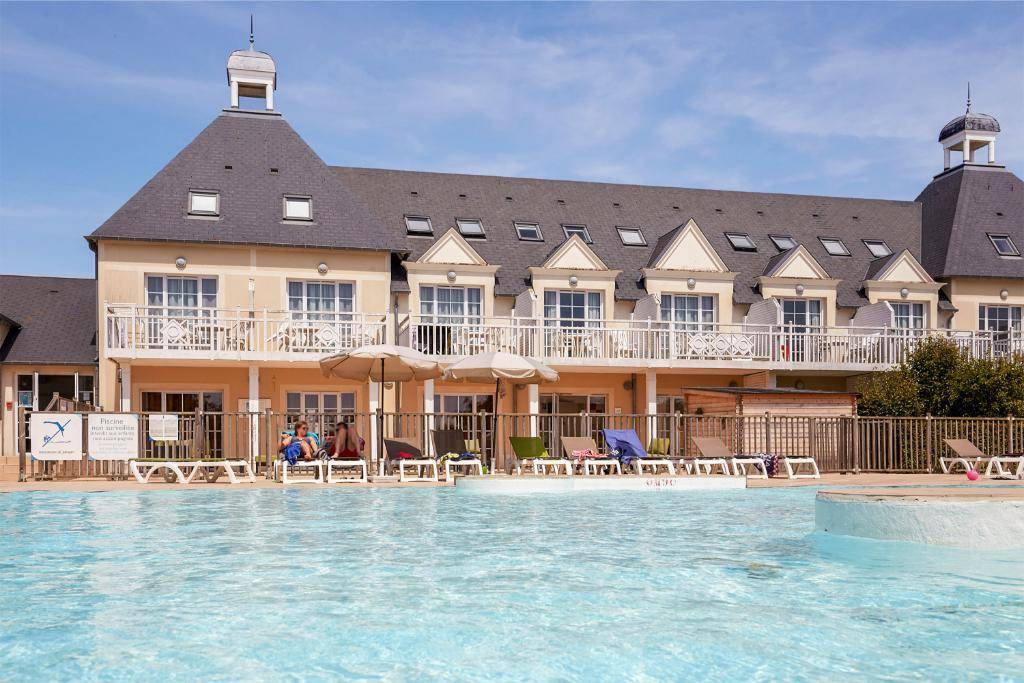 60 M² Mökki ∙ 3 Makuuhuonetta ∙ 8 Vierasta - Port-en-Bessin