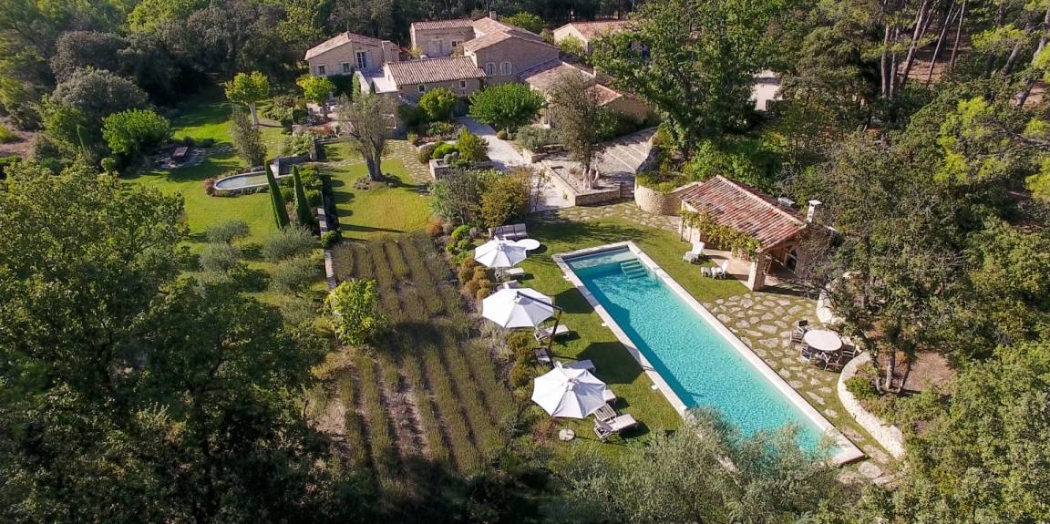 750 M² Maison De Vacances ∙ 7 Chambres ∙ 14 Personnes - Gordes