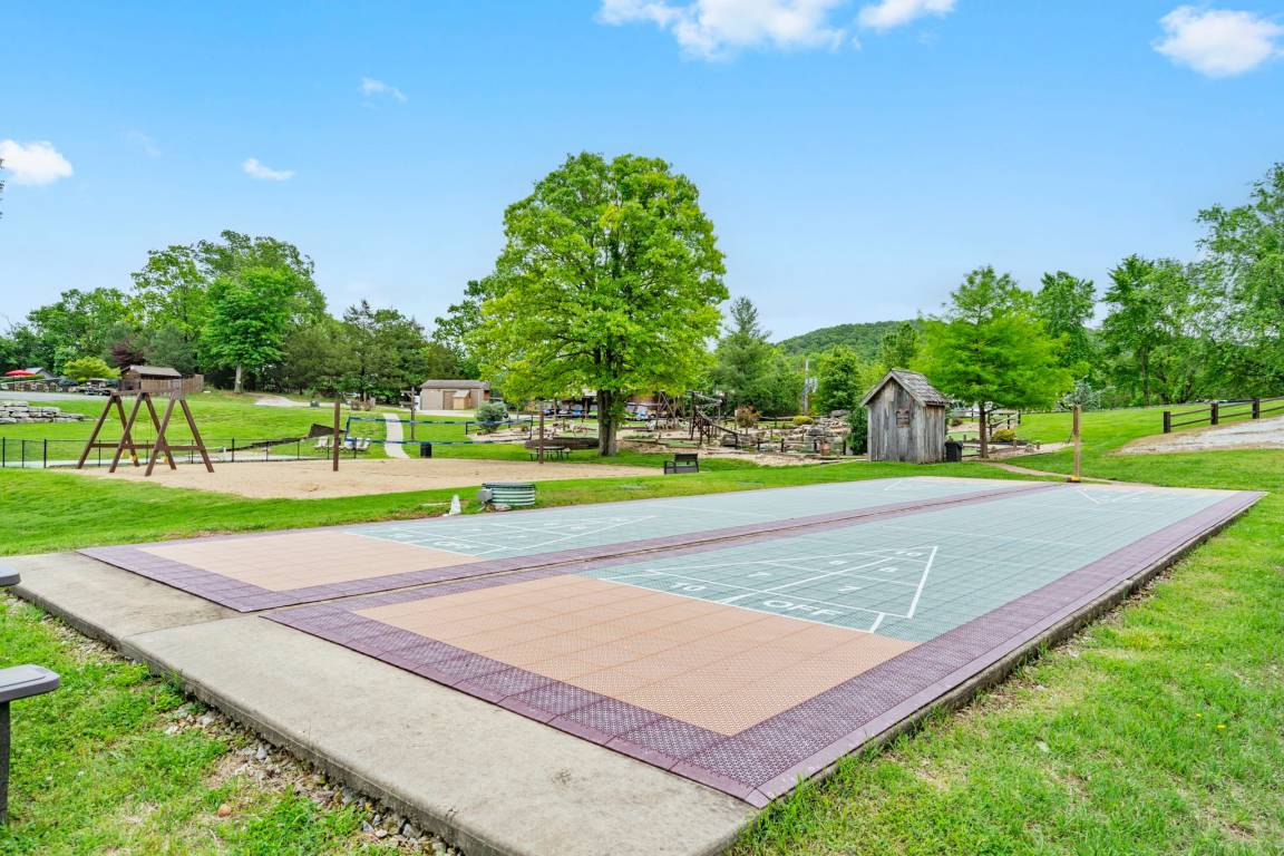 204 M² Cabin ∙ 4 Bedrooms ∙ 12 Guests - Kimberling City, MO