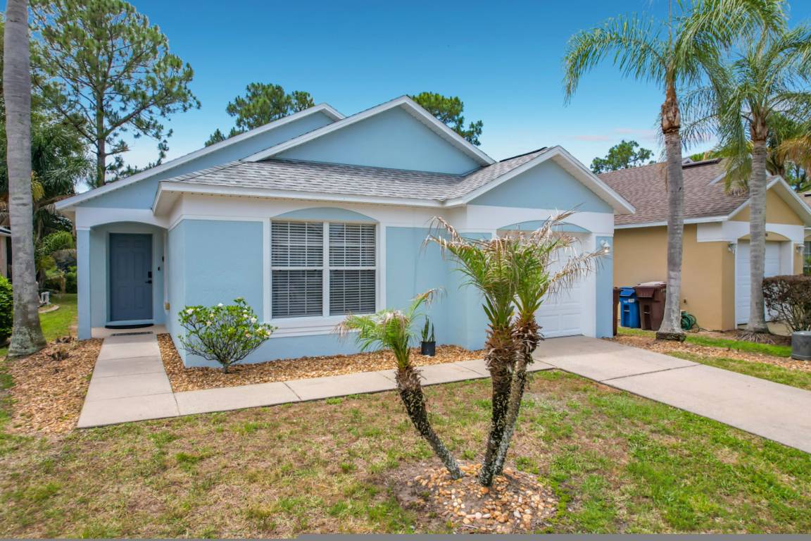 1130 M² House ∙ 3 Bedrooms ∙ 6 Guests - Davenport, FL