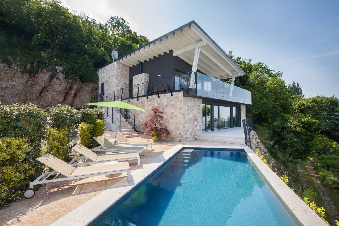 150 M² Villa ∙ 3 Schlafzimmer ∙ 6 Gäste - Torri del Benaco