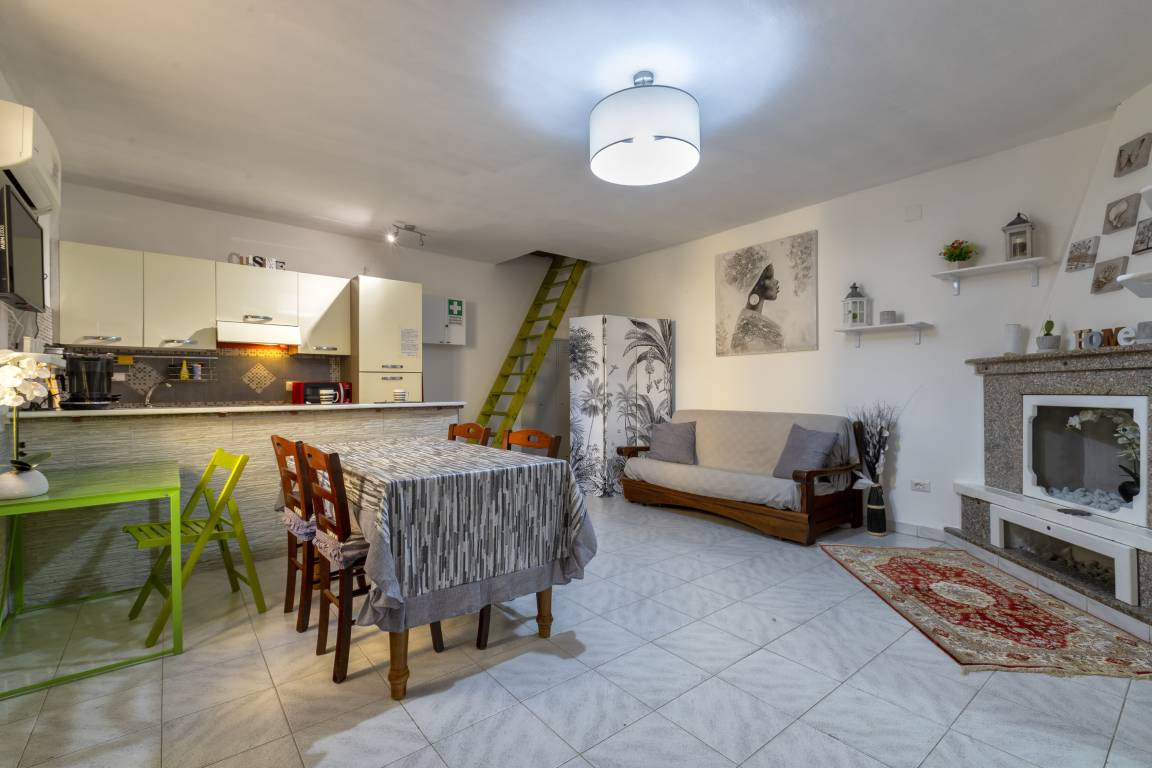 50 M² Appartamento Vacanza ∙ 1 Camera Da Letto ∙ 2 Ospiti - Sassari