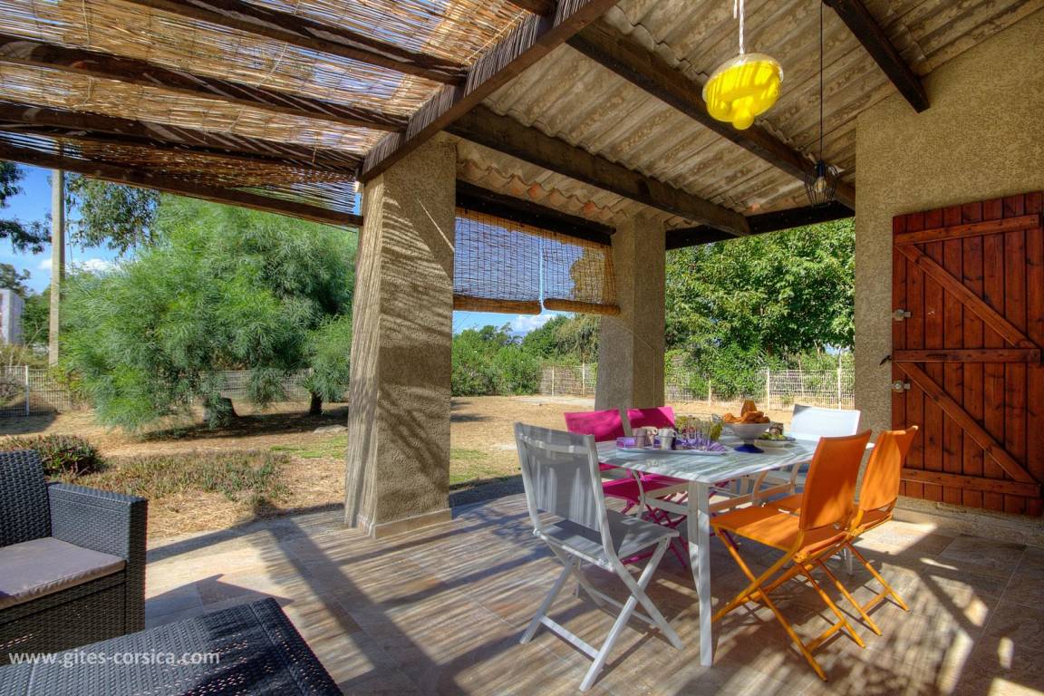 58 M² Gîte ∙ 2 Bedrooms ∙ 4 Guests - Corsica