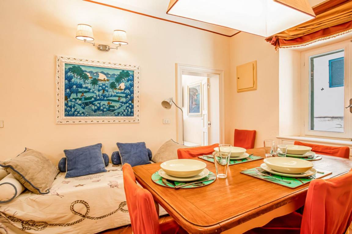 70 M² Huis ∙ 2 Slaapkamers ∙ 5 Gasten - Porto Azzurro