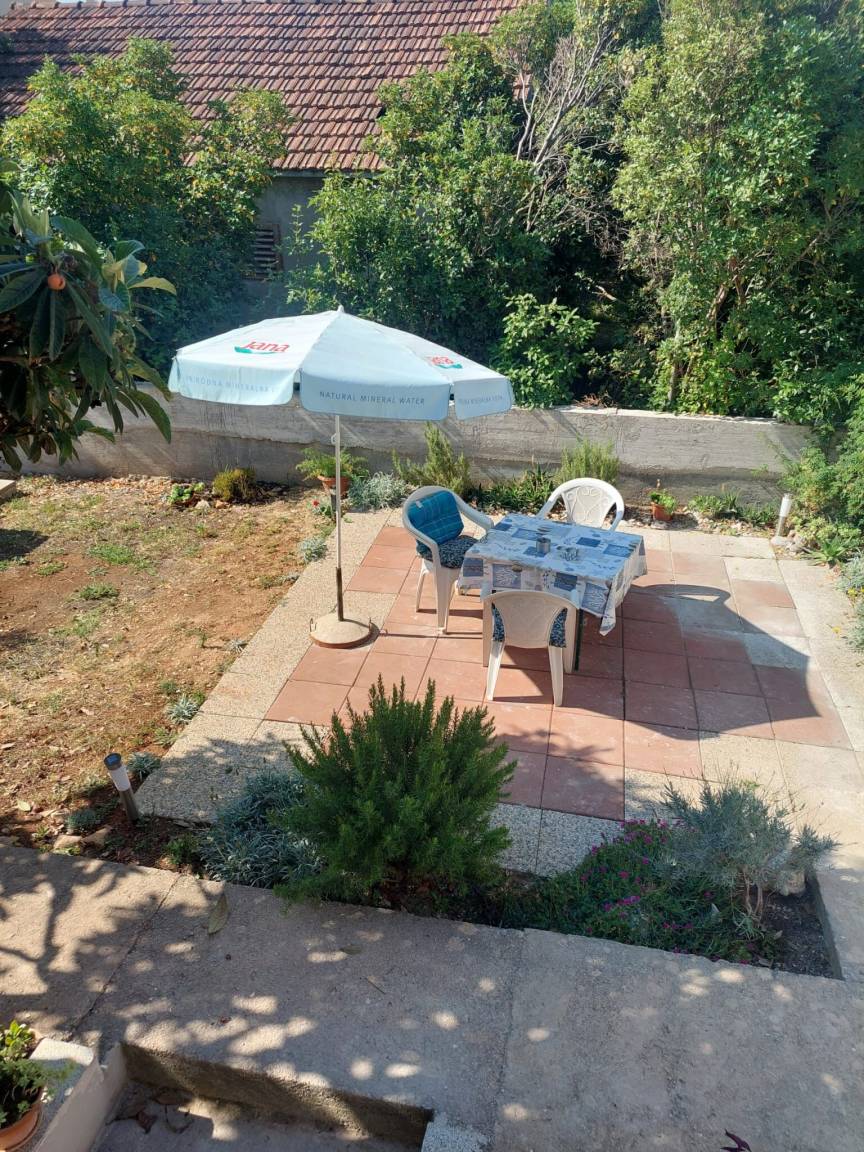 65 M² Ferienhaus ∙ 2 Schlafzimmer ∙ 6 Gäste - Rogoznica