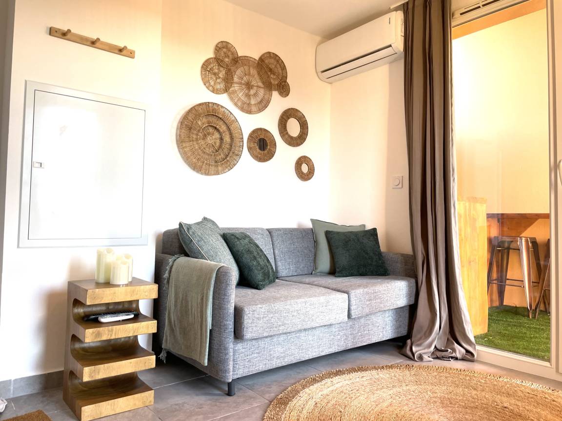 26 M² Ferienwohnung ∙ 1 Schlafzimmer ∙ 4 Gäste - Lecci