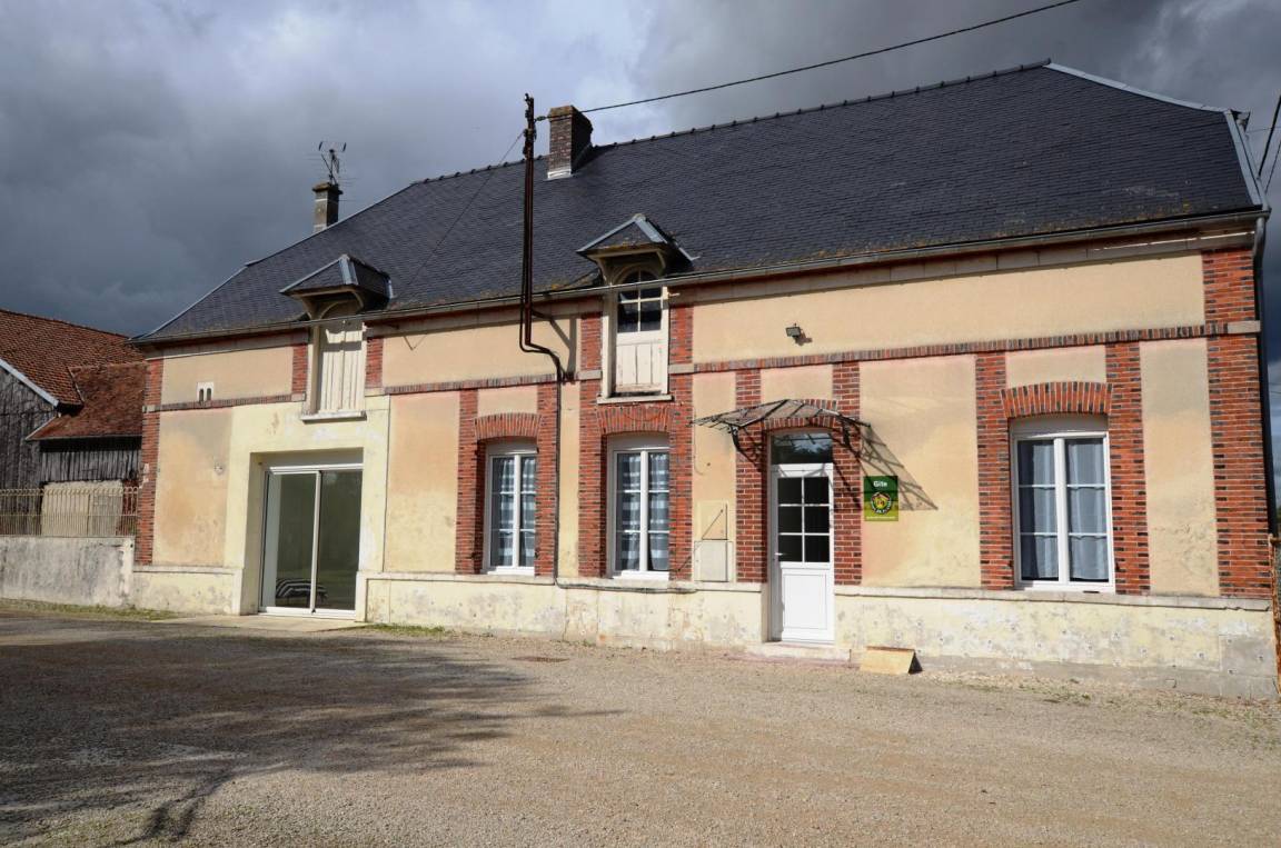 125 M² Gîte ∙ 4 Chambres ∙ 6 Personnes - Arcis-sur-Aube