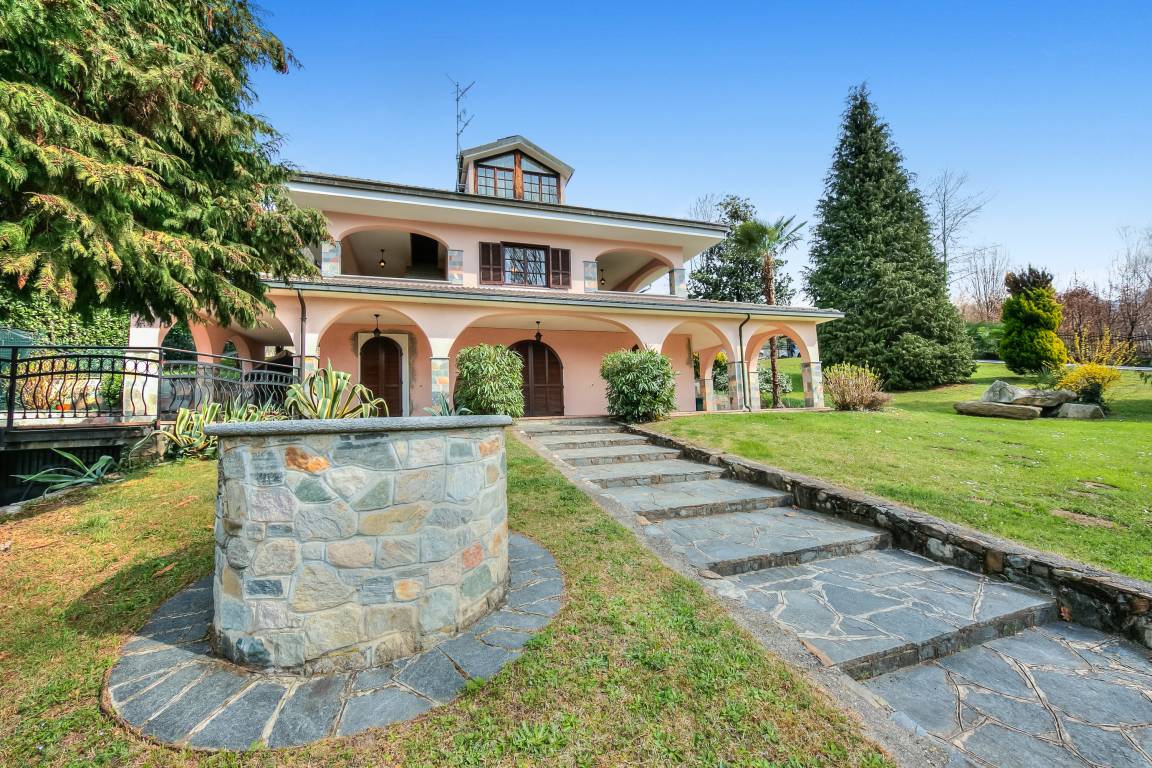 50 M² Huis ∙ 1 Slaapkamer ∙ 3 Gasten - Orta San Giulio