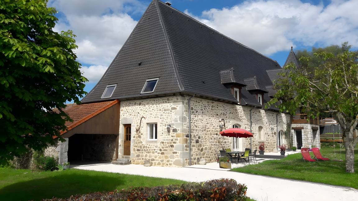 120 M² Maison De Vacances ∙ 3 Chambres ∙ 6 Personnes - Aurillac