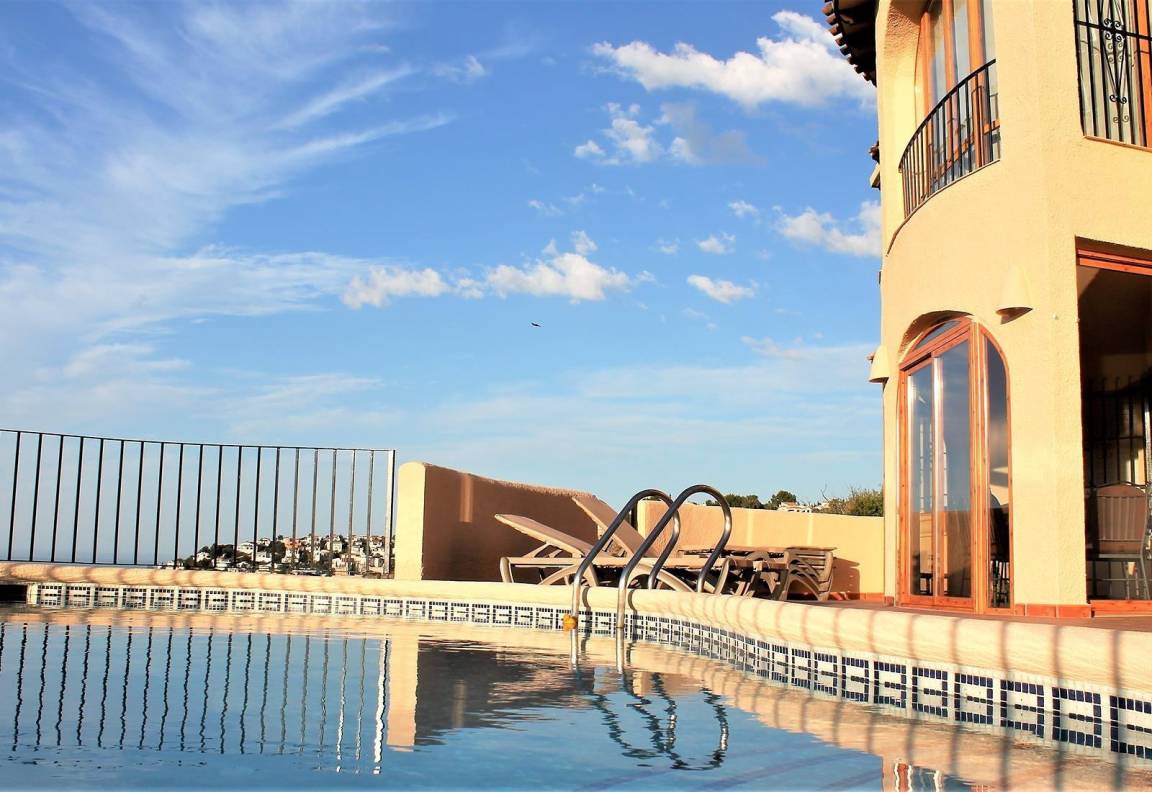 180 M² Maison De Vacances ∙ 4 Chambres ∙ 6 Personnes - Orba