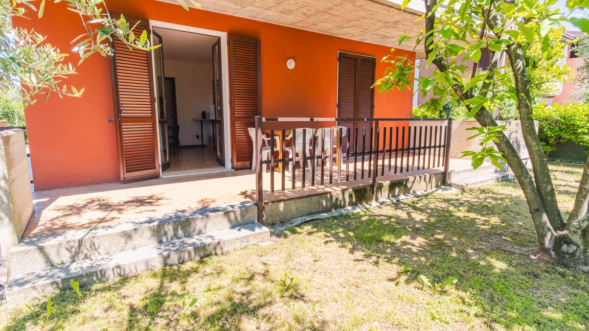 150 M² Villa ∙ 4 Bedrooms ∙ 12 Guests - Sirmione