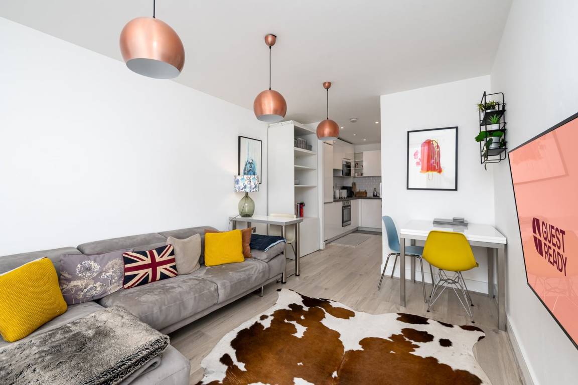 Apartment ∙ 1 Bedroom ∙ 2 Guests - London City Airport (LCY)