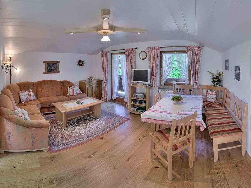 70 M² Appartement ∙ 2 Slaapkamers ∙ 4 Gasten - Inzell