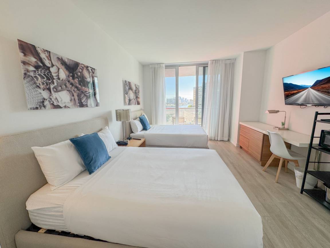 357 M² Apartment ∙ 1 Bedroom ∙ 4 Guests - North Miami, FL