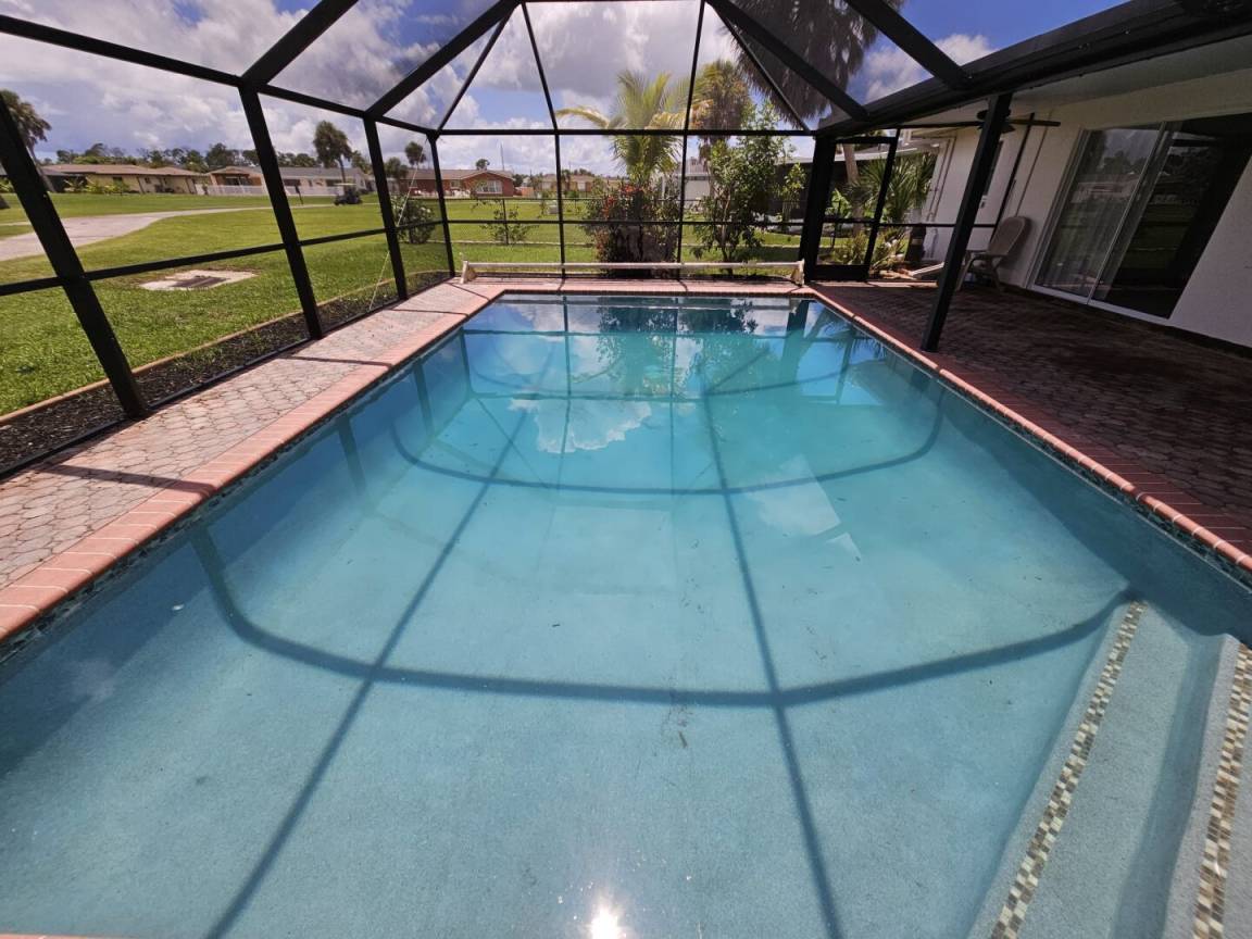 158 M² House ∙ 3 Bedrooms ∙ 10 Guests - Englewood, FL