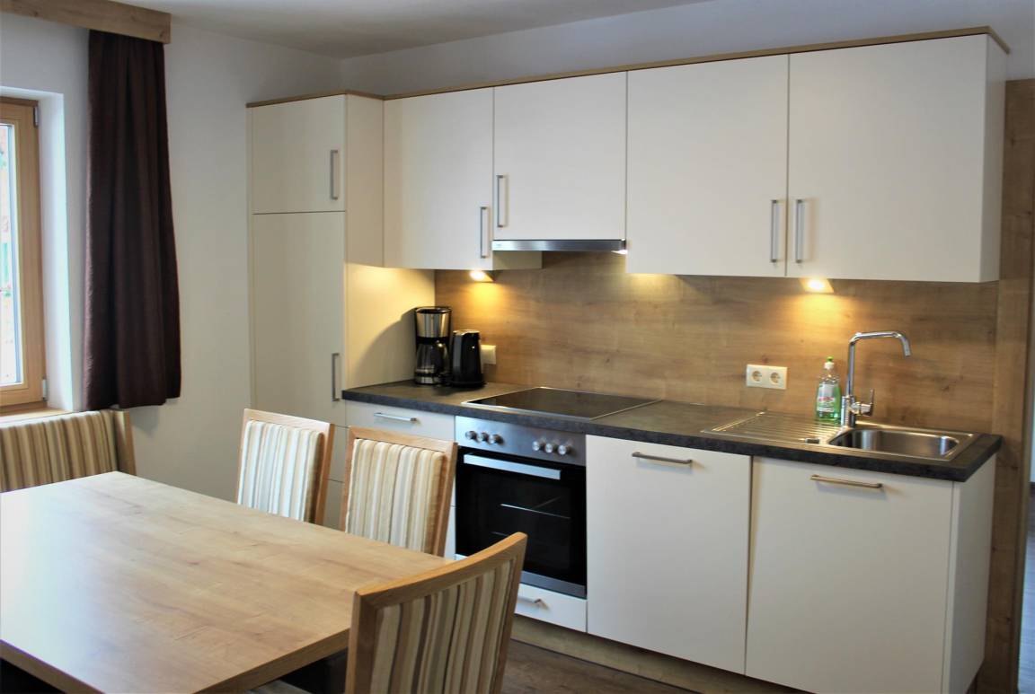 60 M² Ferienwohnung ∙ 2 Schlafzimmer ∙ 5 Gäste - Niederthai