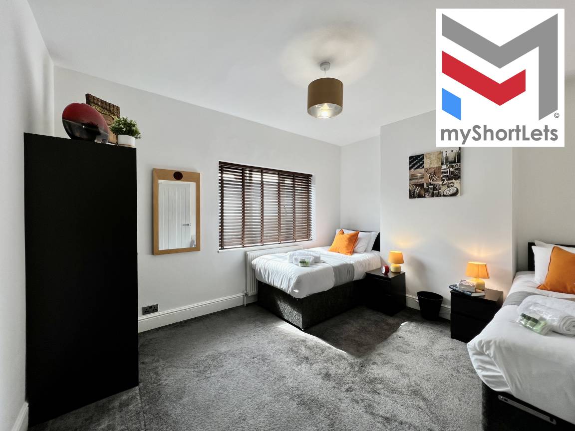 House ∙ 3 Bedrooms ∙ 5 Guests - Cleethorpes