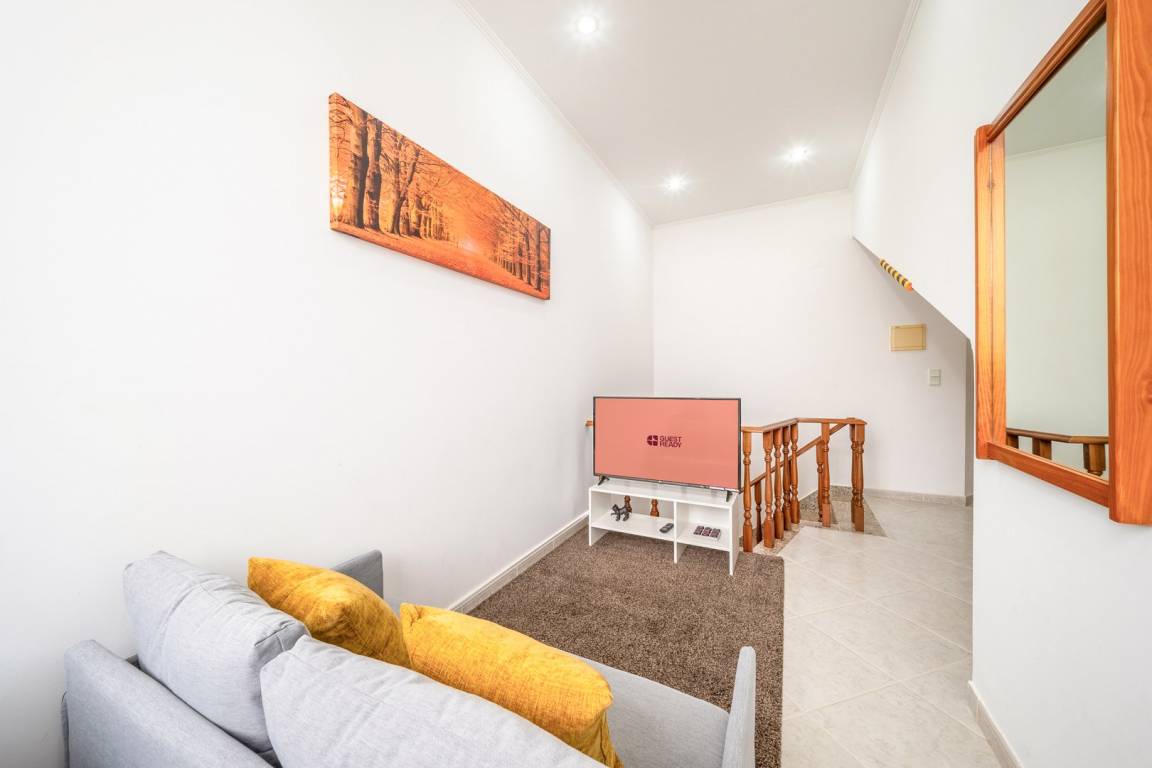 65 M² Apartamento ∙ 2 Habitaciones ∙ 5 Huéspedes - Alcochete