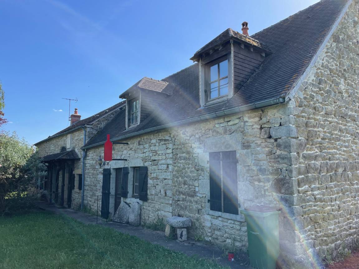 250 M² Maison De Vacances ∙ 4 Chambres ∙ 9 Personnes - Nièvre