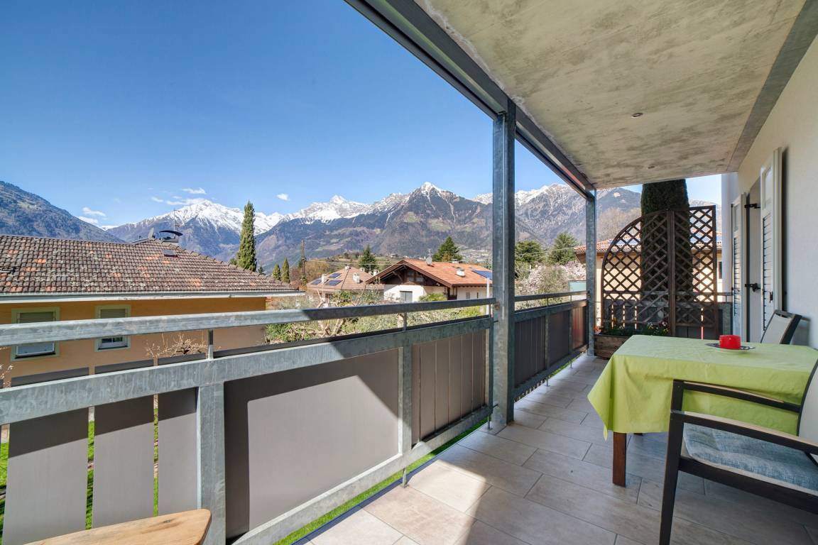 97 M² Ferienwohnung ∙ 2 Schlafzimmer ∙ 4 Gäste - Meran