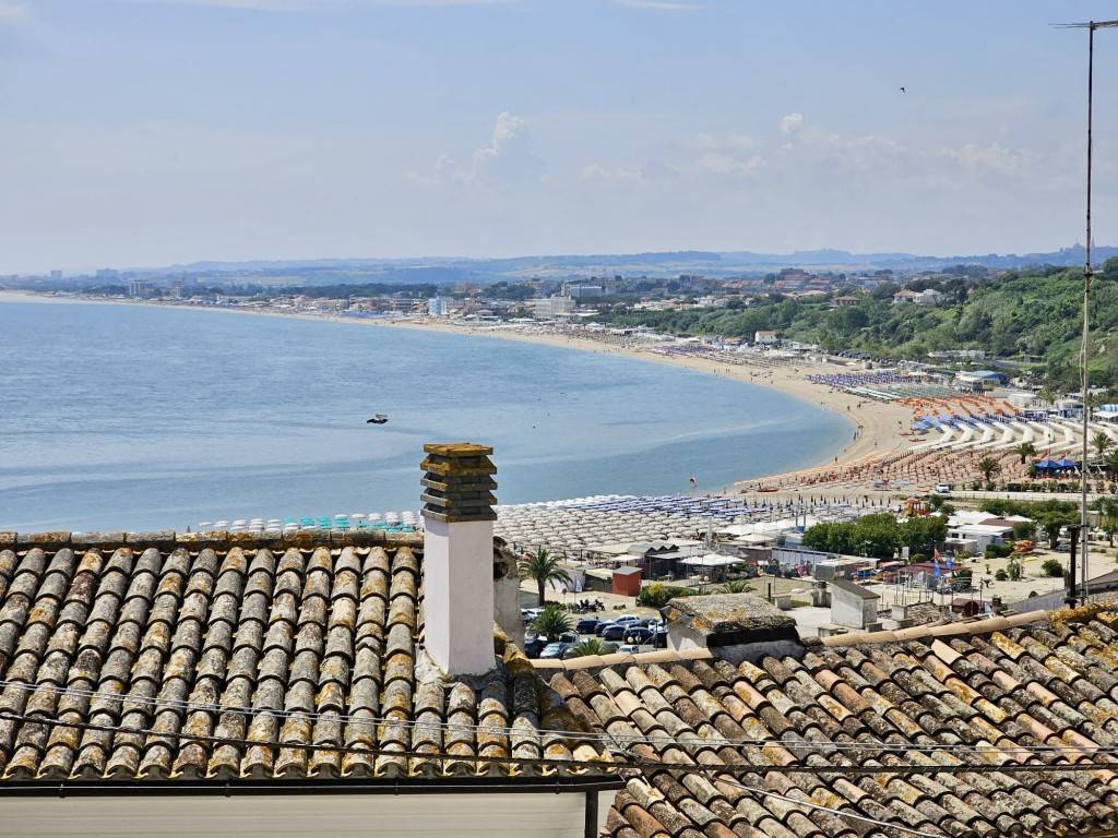 75 M² Appartamento Vacanza ∙ 3 Camere Da Letto ∙ 6 Ospiti - Numana