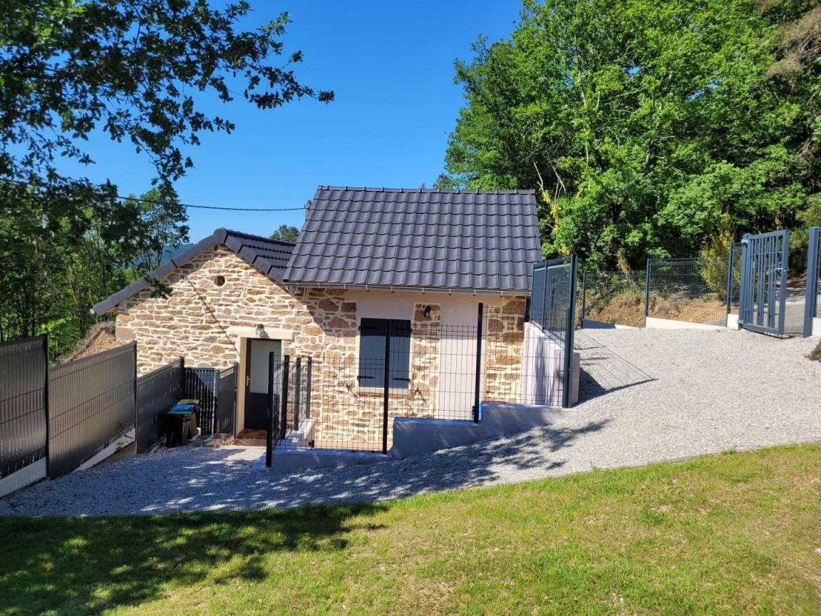 40 M² Gîte ∙ 2 Chambres ∙ 3 Personnes - Turenne