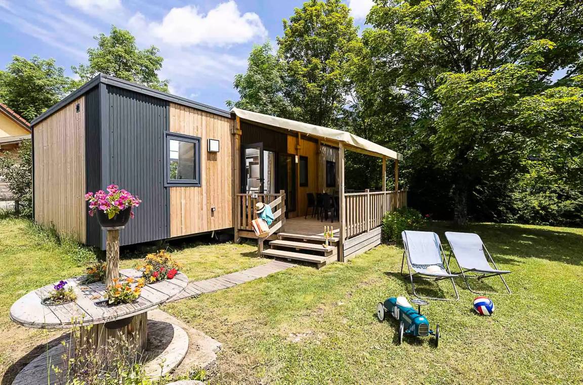 37 M² Caravan ∙ 3 Bedrooms ∙ 6 Guests - Veynes