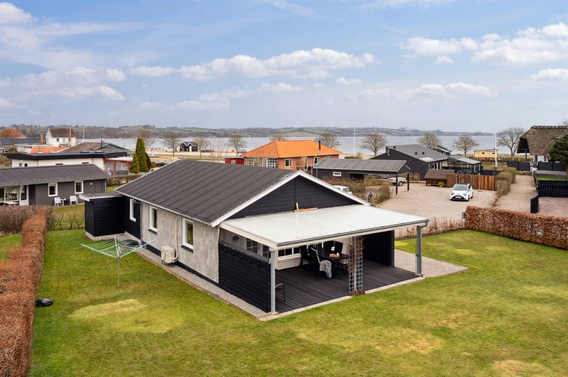 82 M² Ferienhaus ∙ 2 Schlafzimmer ∙ 4 Gäste - Sonderburg