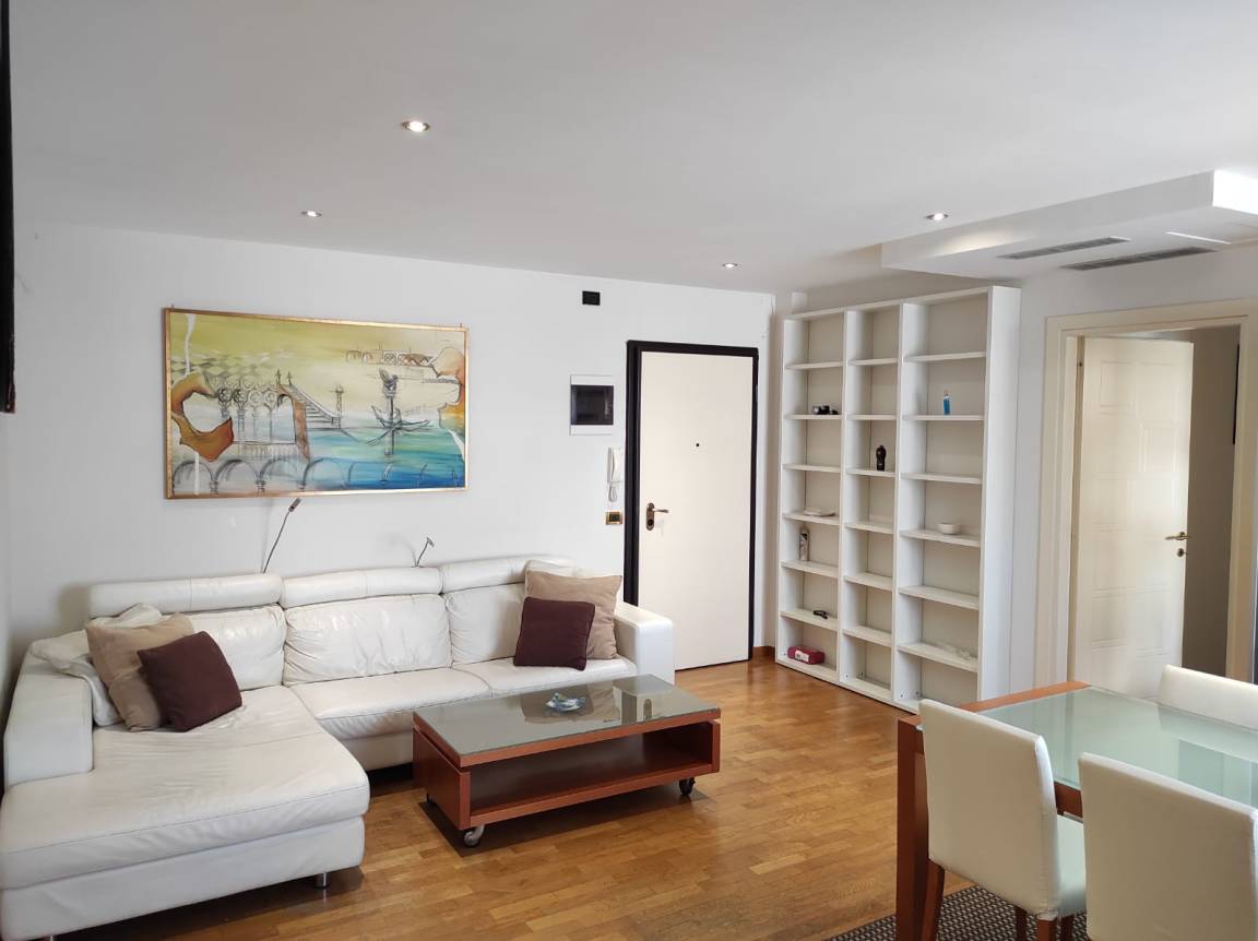 Ferienwohnung ∙ 3 Schlafzimmer ∙ 6 Gäste - Cagliari