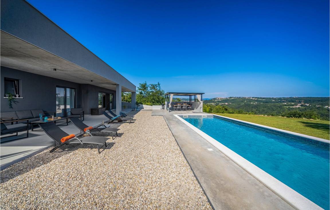 145 M² Huis ∙ 3 Slaapkamers ∙ 6 Gasten - Rabac