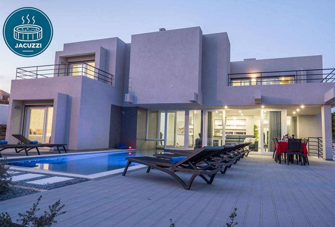 285 M² Villa ∙ 6 Bedrooms ∙ 20 Guests - Armação de Pêra