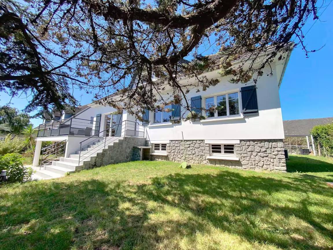 137 M² Gîte ∙ 3 Chambres ∙ 6 Personnes - Cotentin