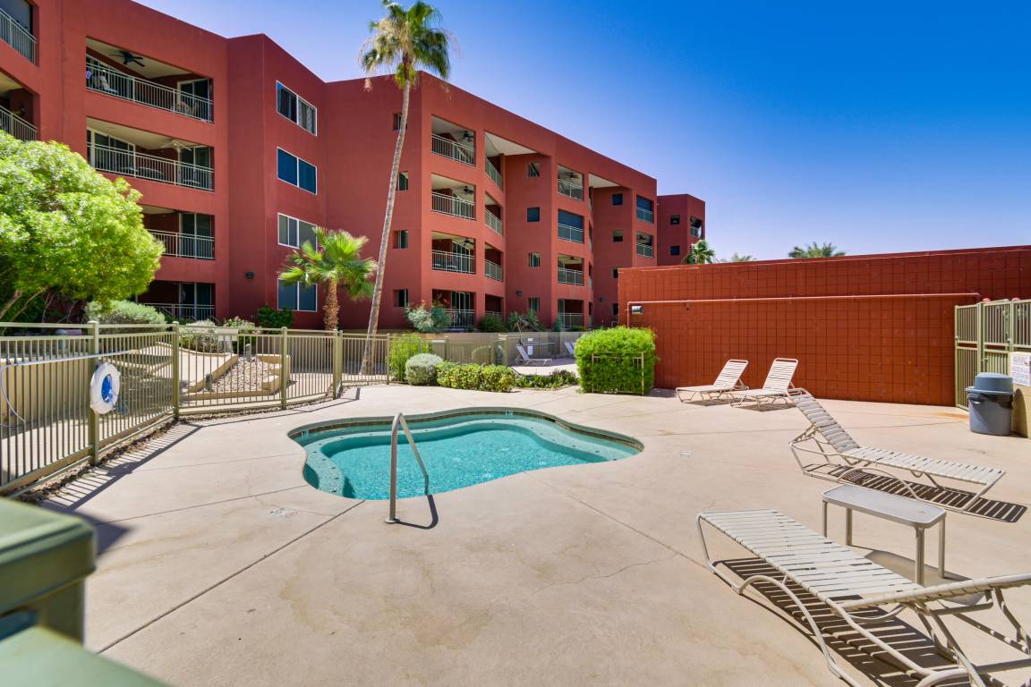 148 M² Apartment ∙ 3 Bedrooms ∙ 6 Guests - Laughlin, NV