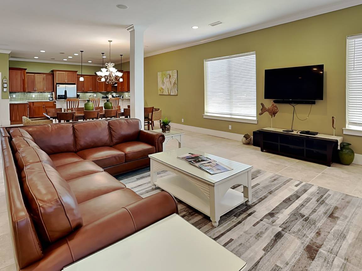 251 M² House ∙ 5 Bedrooms ∙ 14 Guests - Miramar Beach, FL