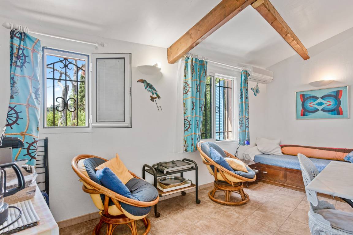 30 M² Studio Flat ∙ 1 Bedroom ∙ 2 Guests - Le Lavandou