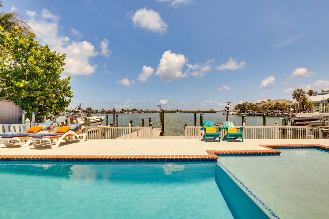 185 M² House ∙ 4 Bedrooms ∙ 10 Guests - Indian Rocks Beach, FL