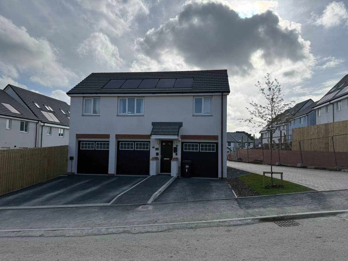 Cottage ∙ 2 Bedrooms ∙ 3 Guests - St Austell