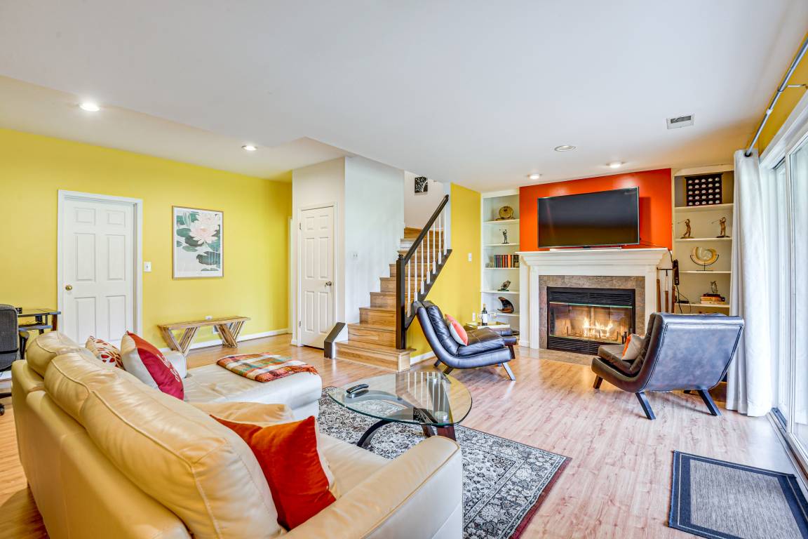 167 M² Apartment ∙ 3 Bedrooms ∙ 6 Guests - Columbia, MD