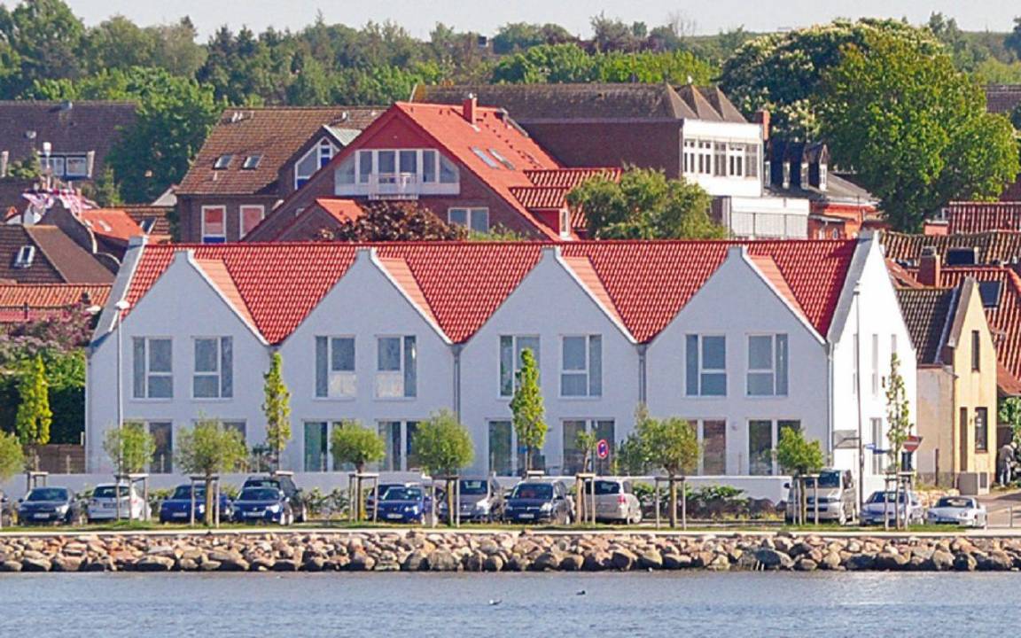 100 M² Ferienhaus ∙ 2 Schlafzimmer ∙ 6 Gäste - Heiligenhafen