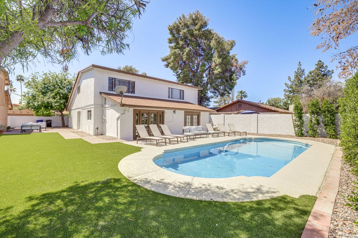 250 M² House ∙ 4 Bedrooms ∙ 11 Guests - Tempe, AZ