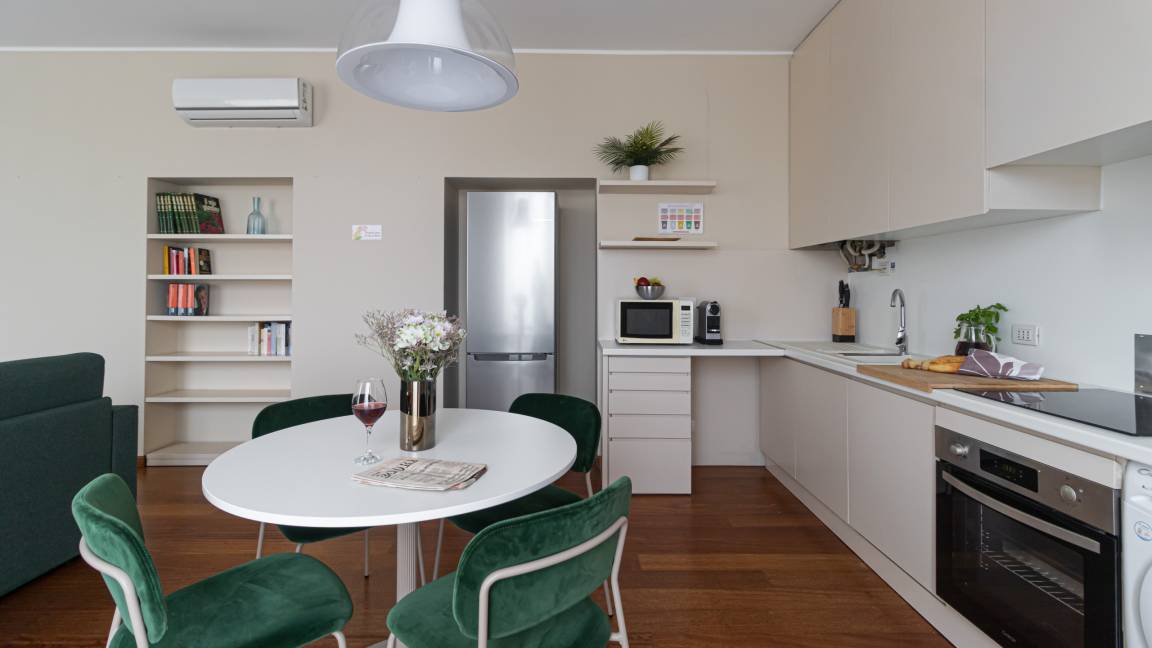 80 M² Apartment ∙ 1 Bedroom ∙ 4 Guests - Milano