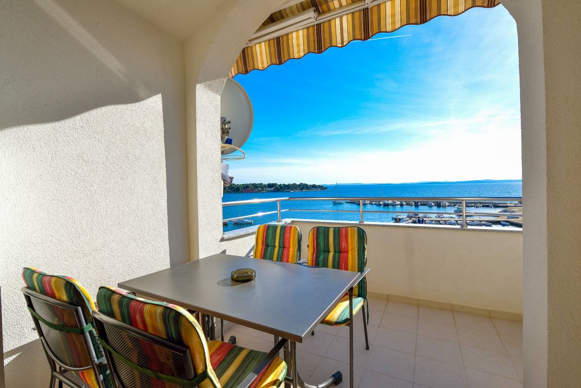 55 M² Apartment ∙ 2 Bedrooms ∙ 4 Guests - Nin