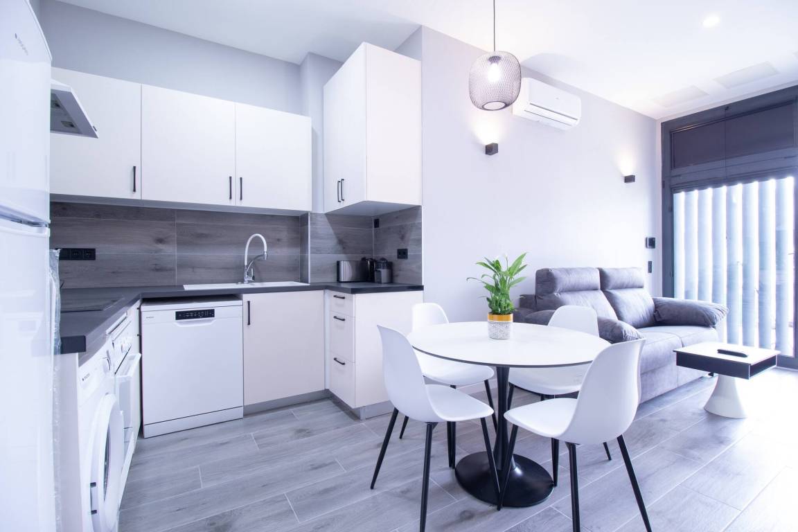 30 M² Estudio ∙ 4 Huéspedes - Valencia