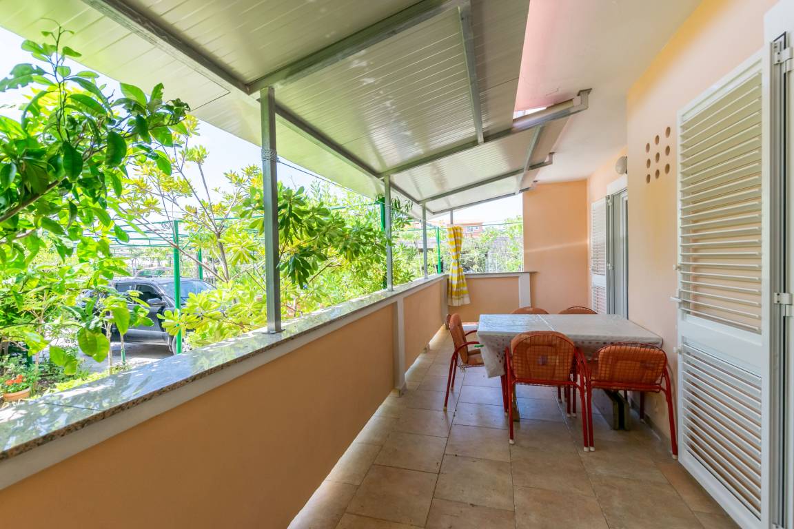 65 M² Ferienwohnung ∙ 2 Schlafzimmer ∙ 5 Gäste - Lopar