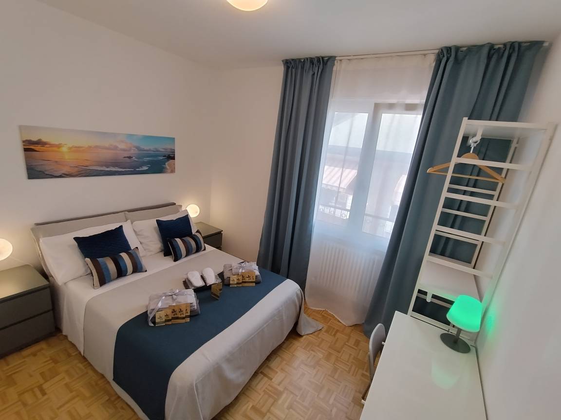 113 M² Apartment ∙ 3 Bedrooms ∙ 9 Guests - Padua